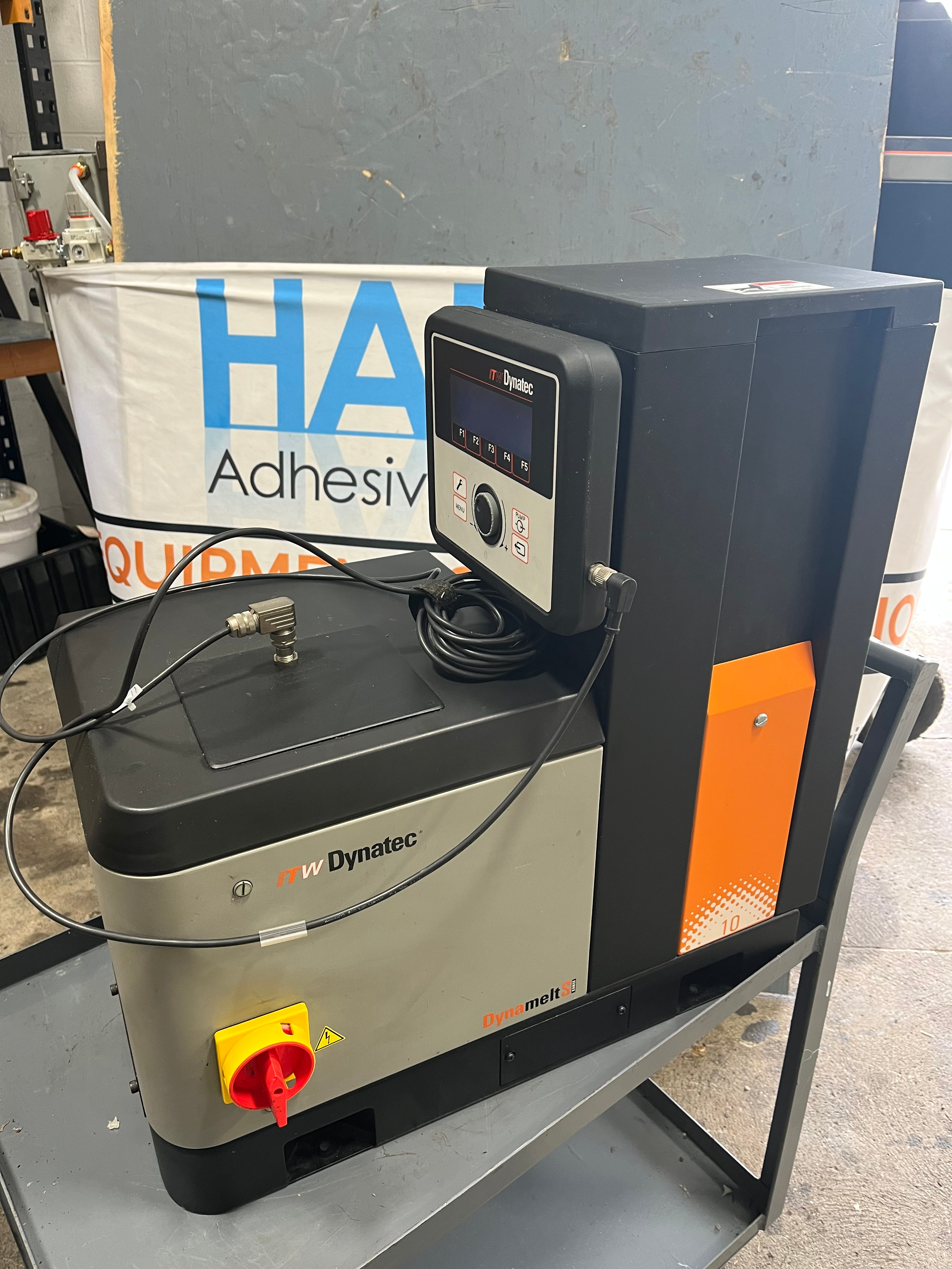 DYNAMELT SR10 PREMELT GRID 4 HOSE 240V DUAL GEAR PUMP 2020 | Har Adhesive Technol